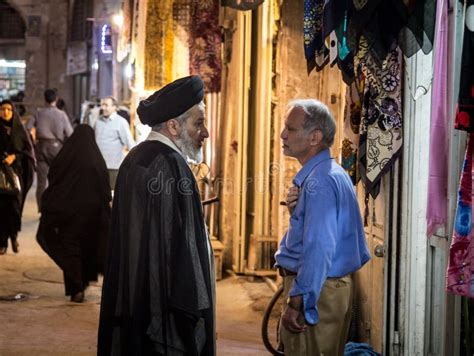 Isfahan Iran August 20 2016 Women Wearing The Islamic Scarf