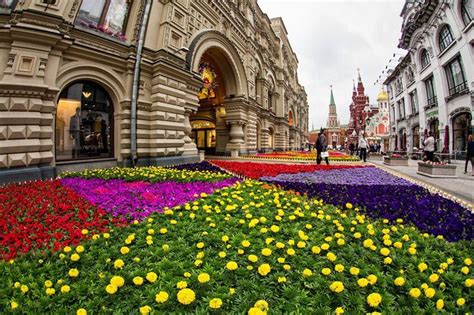 Pin on MOSCOW | Canal, Moscow, Sidewalk