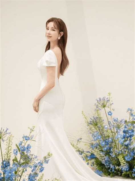 당장 이틀 후에 한 살 연하 사업가와 결혼한다는 여자 연예인 포스트쉐어