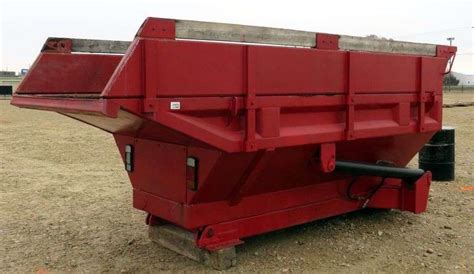 J 652 Dump Bed Pickett Auction Service