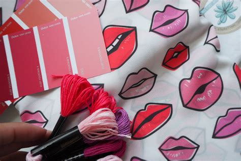 Design Your Own Fabric Pattern Design Fabric Design Nifty Crafts Gift Wrapper Clever Hacks