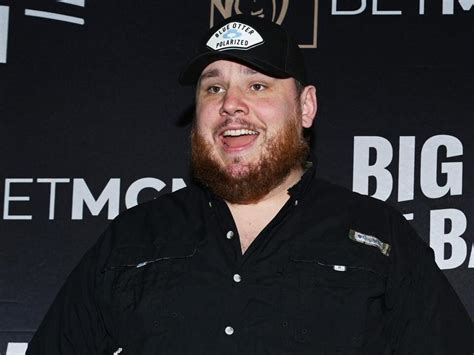 Luke Combs And Theo Von Argue The Future Of Concerts Are In Food Buffets