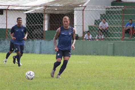 Everton Vive Expectativa De Ser Titular Pela Primeira Vez Camisa