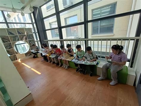 我校与师大一幼开展幼小衔接体验活动