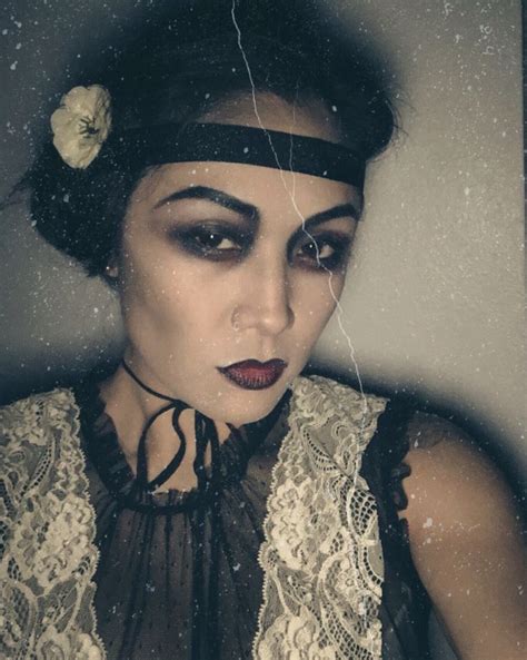 This Flapper Ghost Costume Idea Was Inspired By My Big Sister Because