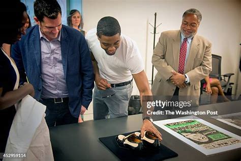 Culture Lonnie G Bunch Photos And Premium High Res Pictures Getty Images