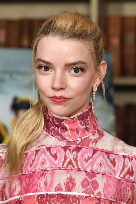 Anya Taylor Joy Emma Photocall In London Celebmafia