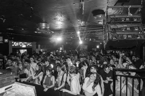 Bennie Bennie Updated Their Cover Photo