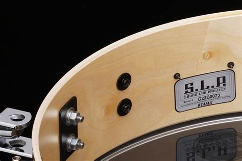 Tama 鼓 Slp 枫木煎饼”两用军鼓 采用极浅设计的4”短腔鼓腔 限量产品