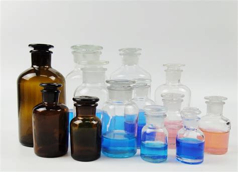 白色棕色广口瓶玻璃瓶磨口瓶药棉瓶酒精瓶医药瓶试剂瓶密封罐 玻璃器皿 通用实验耗材 实验室分析仪器 污水化验室 化学实验室仪器 食品微生物检测