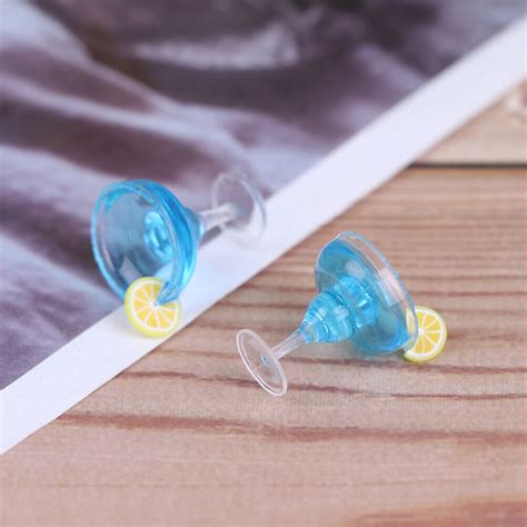 2pcs 112 Dollhouse Miniature Blue Cocktail Cup Simulation Drink Glass