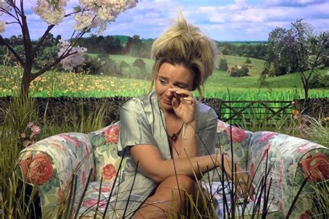 Big Brother 2017 Rebecca Breaks Down In The Diary Room