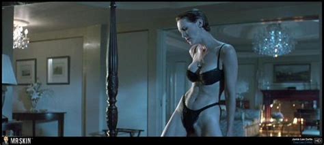 Scream Queen Jamie Lee Curtis Tits And Cam Girls Getting Naked On