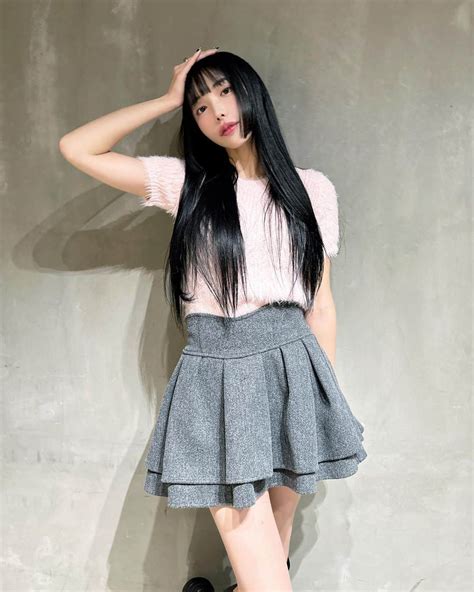 えみ姉さんのインスタグラム写真 えみ姉instagram「ㅤ ㅤ 縮毛矯正かけて地毛でここまでスーパーロングに。 ロングヘアなのなら