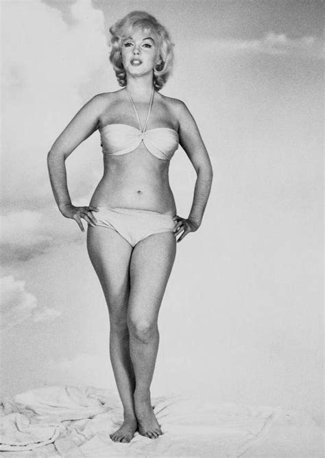 Marilyn Monroe Photographed By Eve Arnold 1960 Rsnapshothistory