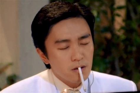 陈奕迅和李克勤都翻唱过张学友这首歌，但没有周星驰版本经典