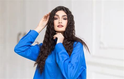 Wallpaper Girl Face Sexy Wallpaper Sweetheart Model Bright Portrait For Mobile And