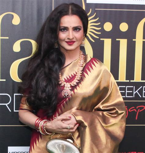 Rekha Photo Gallery High Quality Pics Of Rekha Theplace