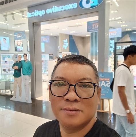 Greg Handig Gallanosa