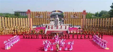 我校师生在比干诞辰3109周年大典仪式中表现出色 新乡学院
