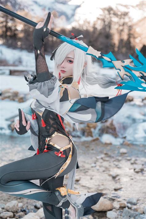 Shenhe Cosplay 《genshin》cosplay Game Happy Life