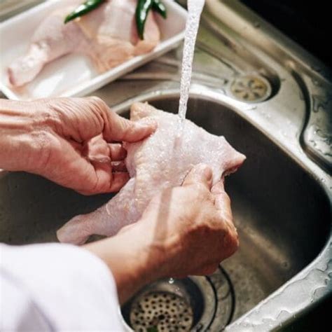 Why Rinsing Raw Chicken Is Always A Bad Idea Recipe Heaven