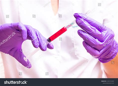 301 Imágenes De Vitamin B12 Injection Imágenes Fotos Y Vectores De