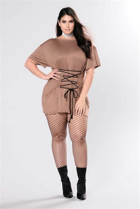 Pin By Drmetalhead On Latecia Thomas Outfit Curvy Girl Outfits Plus Size Fashion For Women