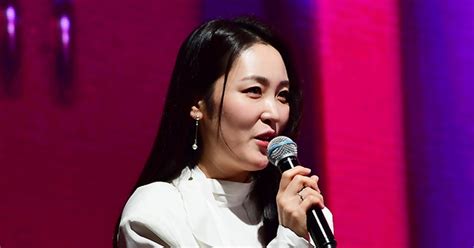 [포토] 신아영 아나운서 엔믹스 쇼케이스 진행