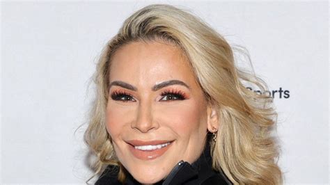 Wwes Natalya Neidhart In Bathing Suit Wants Her Pumpkin Spice Latte