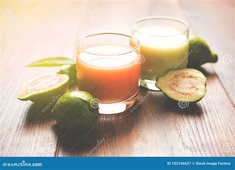 Guava Amrud Juice Stock Image Image Of Diet Cocktail 103106627