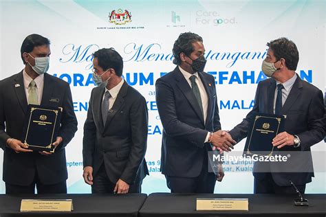 Khairy Jamaluddin Saksi Mou Kementerian Kesihatan Malaysia Dan Ihh