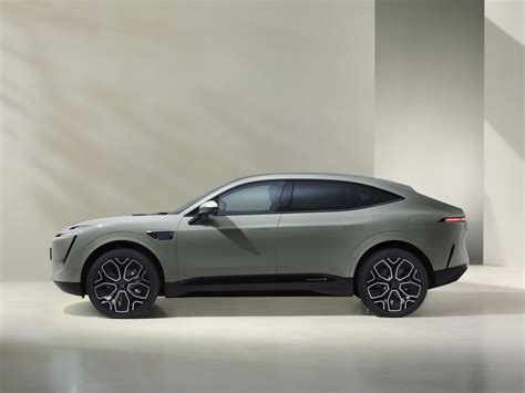 Avatr 11 2021 2022 2023 джип Suv 5 дв 1 поколение технические характеристики и комплектации