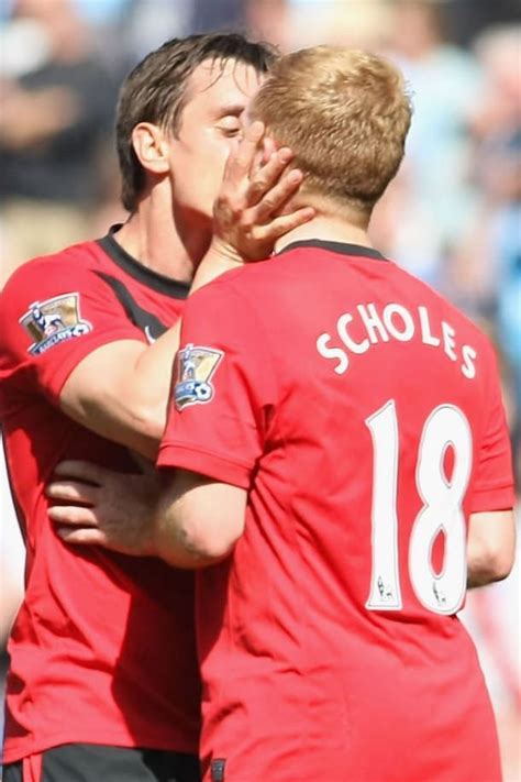 13 Unexpectedly Intimate Football Moments Soccer Guys Rugby Men Men