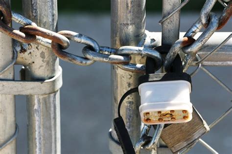 National Firewall Canadian Isps To Block Internet Sites Andrew Patrick