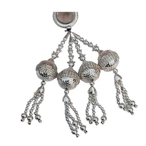 10cm Silver Mirror Paranda At ₹ 200piece Ladies Paranda In New Delhi