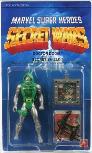 Doctor Doom Marvel Super Heroes Secret Wars Guerras Secretas Figura