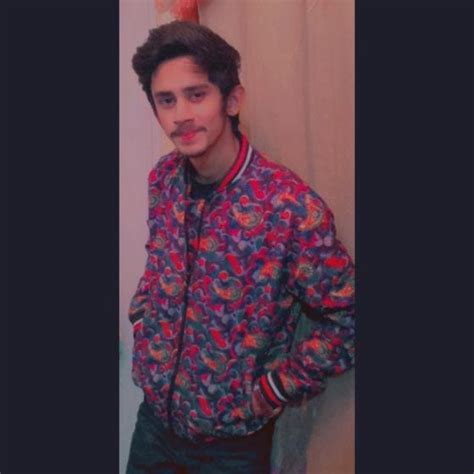 Mirza Shayan Medium