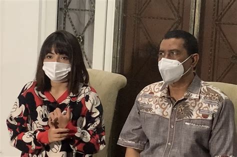 Dinar Candy Sampaikan Permohonan Maaf Atas Aksi Pakai Bikini Yang