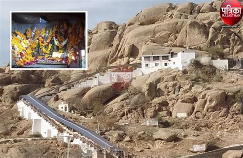 Navratri Festival 2022 गर्जना के साथ पहाड़ फाड़ कर विराजमान हुईं