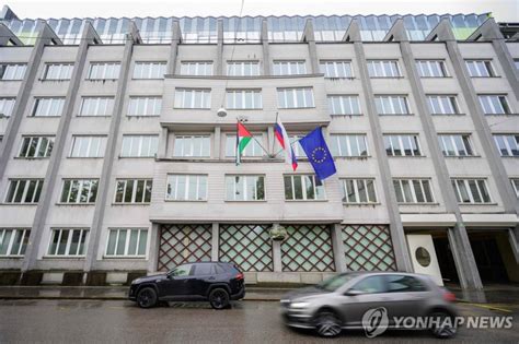 슬로베니아 팔레스타인 국가 인정 야당 제동에 한달 연기 파이낸셜뉴스