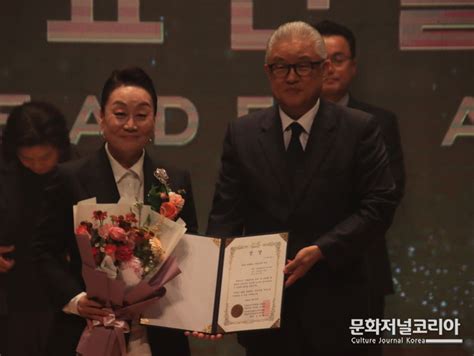 주브라가 회장 정임행 탑클래스대표인물대상 경제문화교류 부문 21일 수상