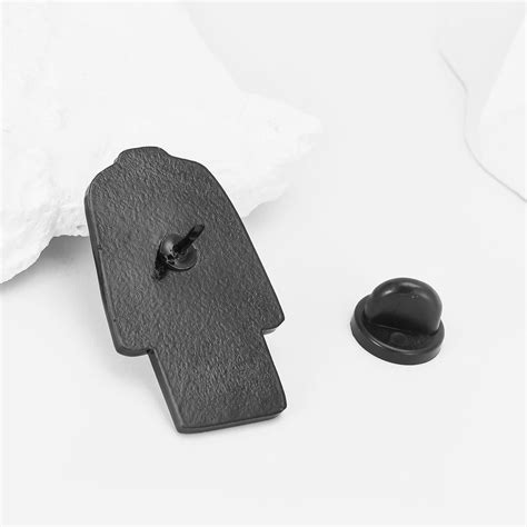 Pin Metálico Bata Flores Doctools