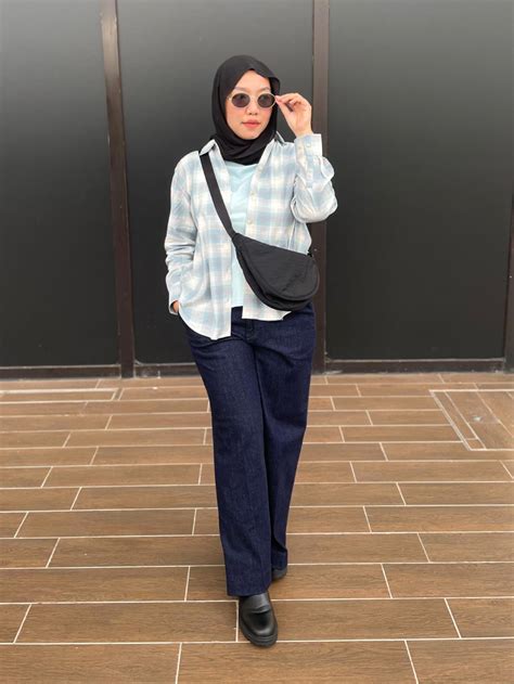 ดูไอเดียสไตล์การแต่งตัวสำหรับ「girls กระโปรง กางเกง Dry ผ้าสเวต、กระเป๋าสะพายไหล่ ทรงมินิ」 Uniqlo Th