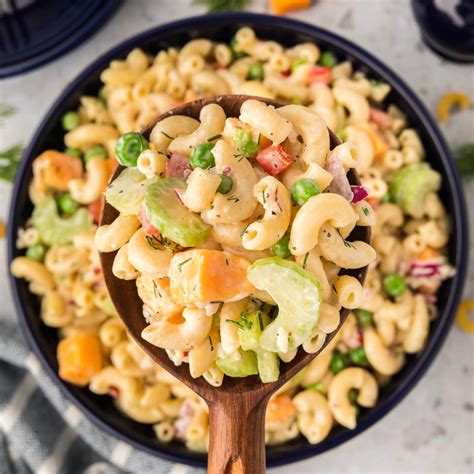 35 Easy Potluck Salads To Feed A Crowd