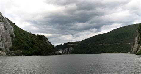 Fotografije Srbije Fotografije Slike Gradovi Jezera Reke Planine