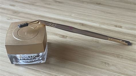 19 Editors Favorite Eyebrow Products Cnn Underscored