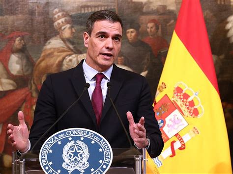 Hiszpania Premier Sanchez przeciwko atakowaniu Rosji bronią NATO