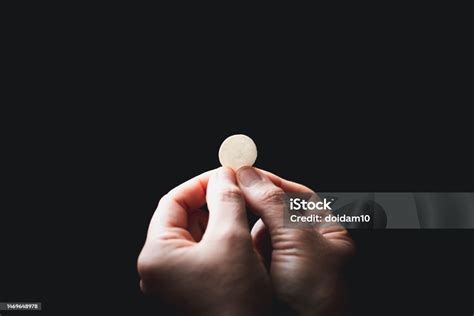 Konsep Ekaristi Atau Persekutuan Kudus Kekristenan Ekaristi Adalah Sakramen Yang Ditetapkan Oleh