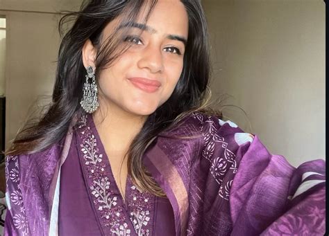 Mahima Jain Mahimajainn • Instagram Photos And Videos